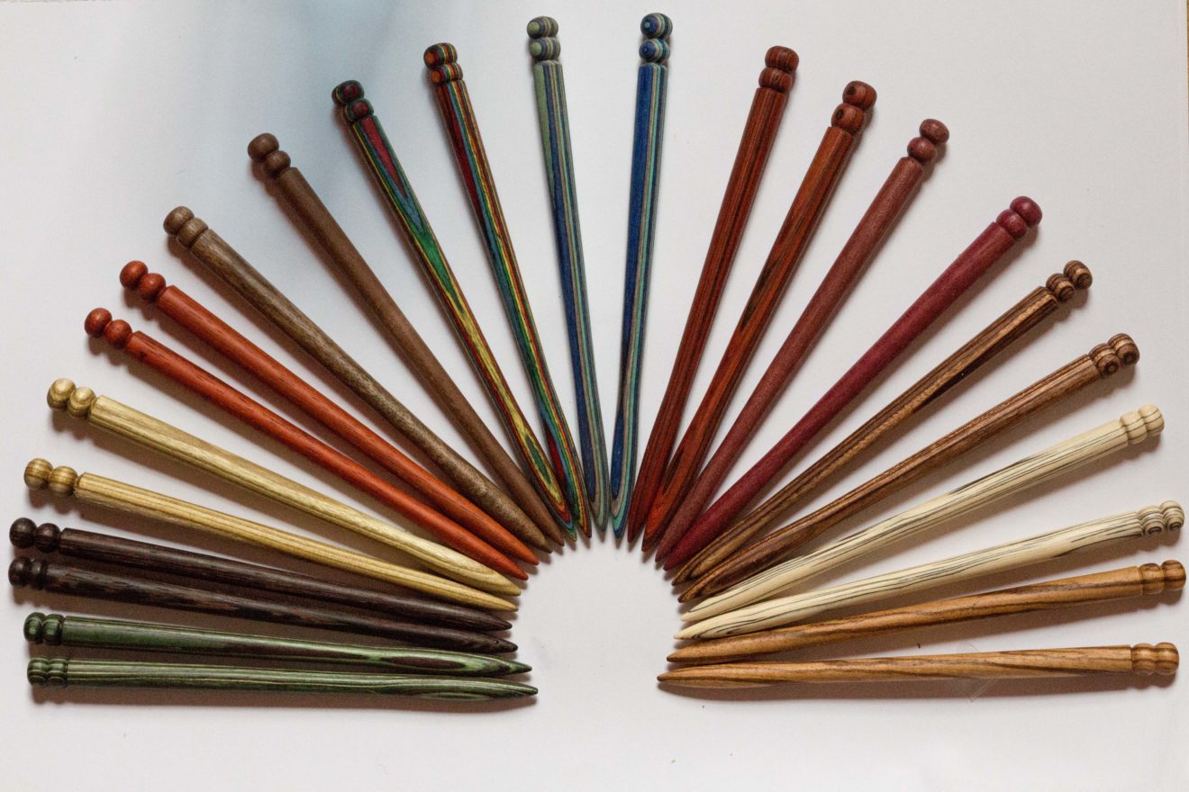 Haarnadel aus Holz für Erwachsene - plastikfrei - Schwarzenberg Naturseife